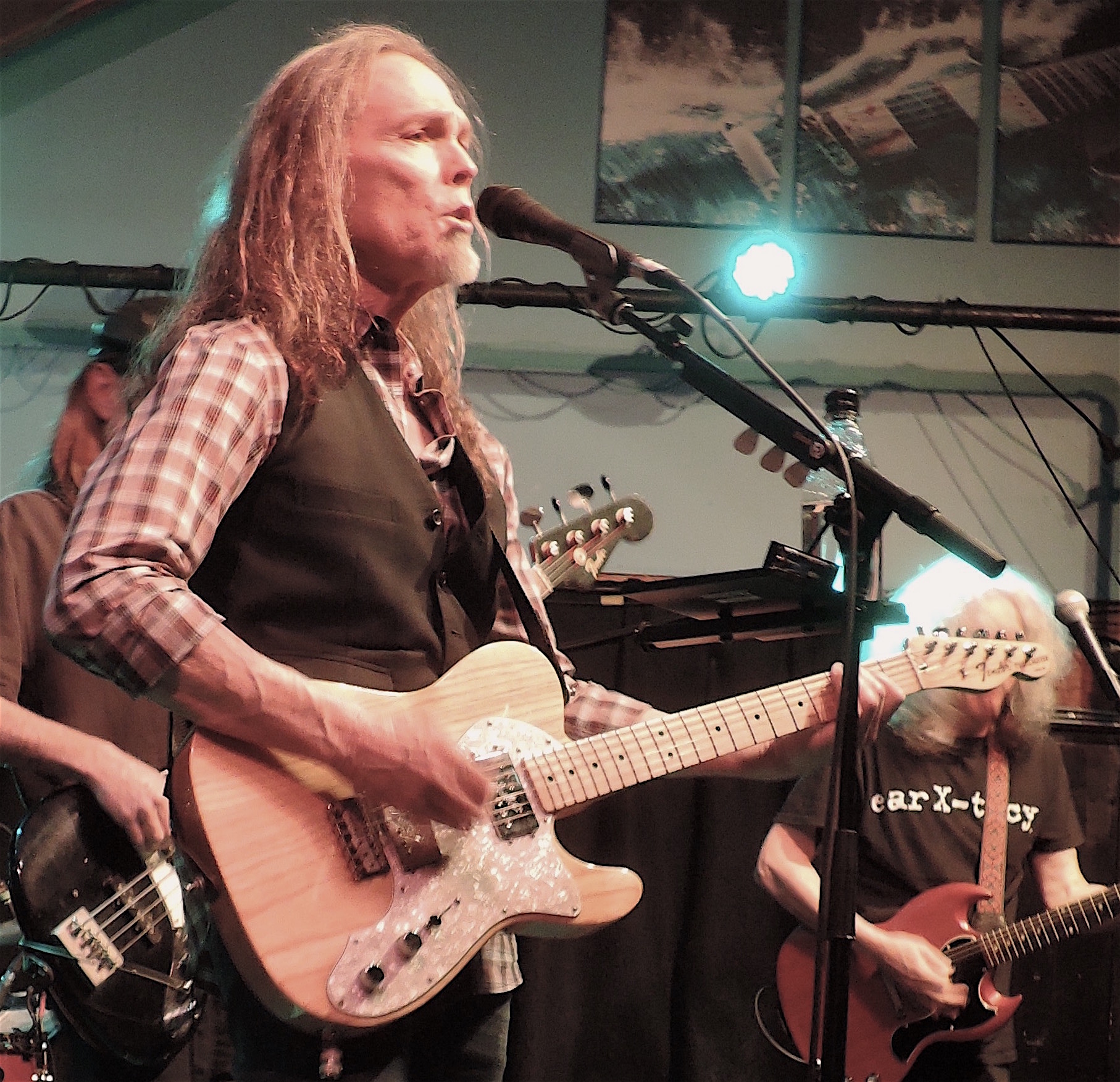 Looking back 50 years: Jim Messina revisits a better sounding Poco ...